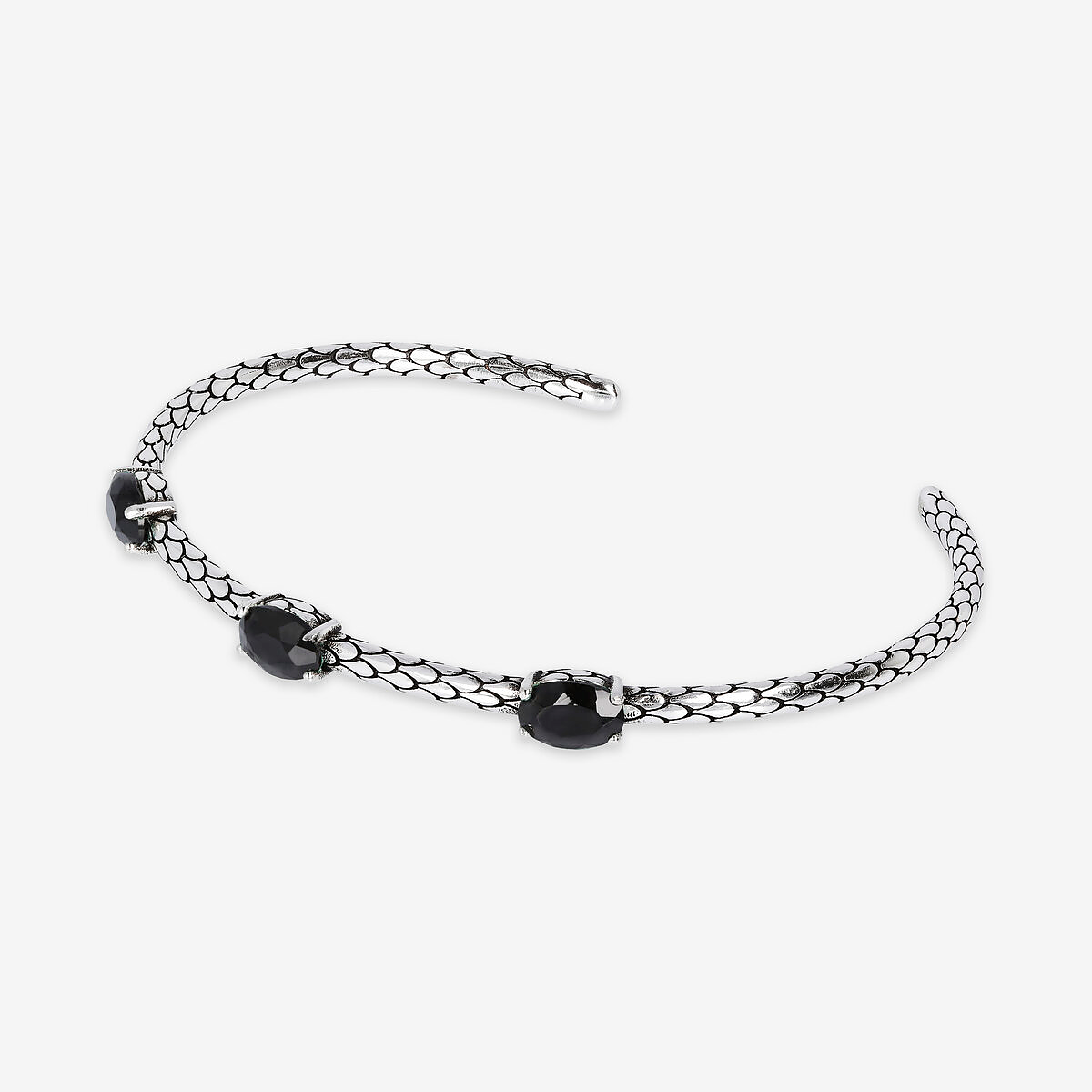 Rigid Bracelet with Black Spinels and Mermaid Texture - Albert M. – AlbertM